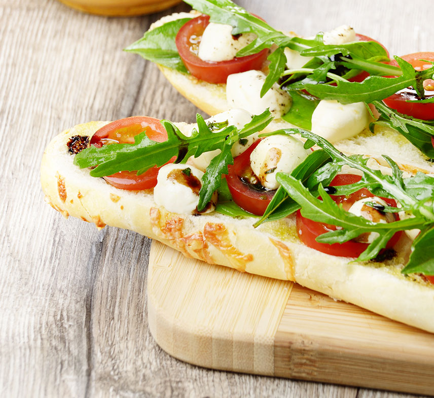 SÁNDWICHES DE BOCONCCINOS Y ACEITUNAS | Mayoliva